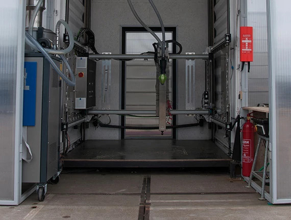 Room linear robot for mobile 3D printer